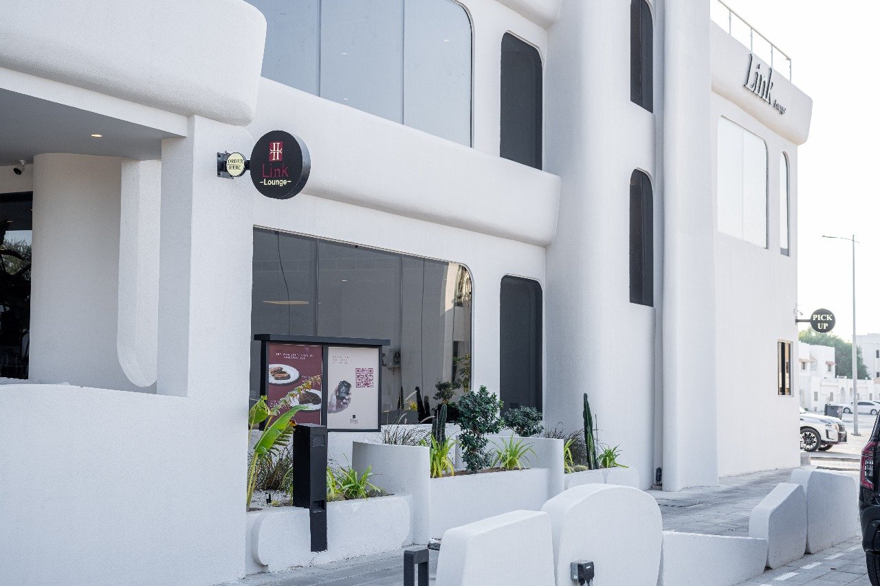 Link Lounge Cafe